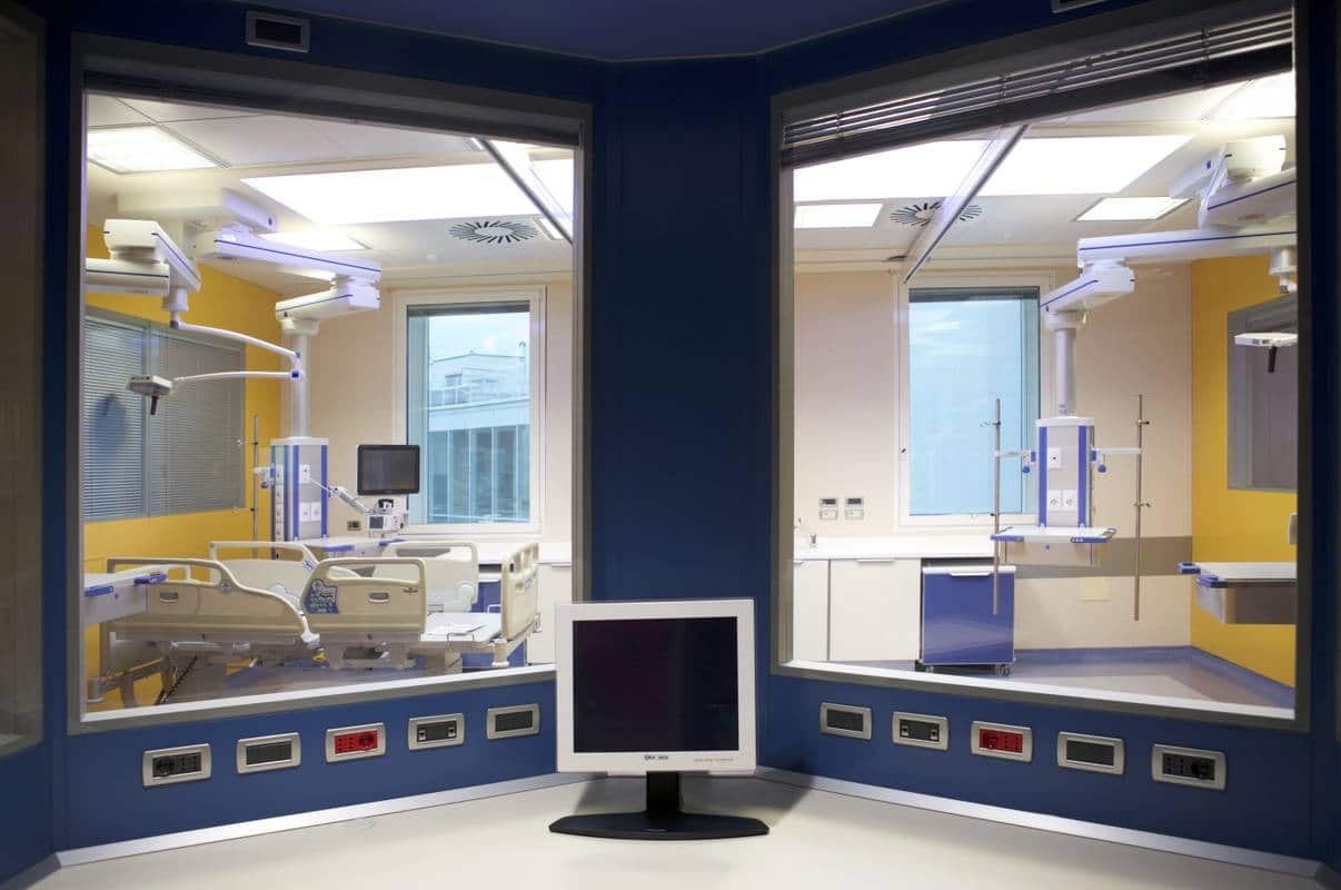 New intensive care unit Clinica Villa Maria Cecilia Cotignola - Operamed