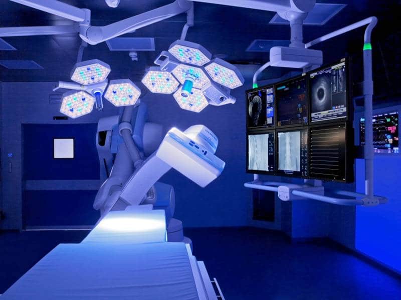 New hybrid operating room, Hospital of Cuneo - Operamed